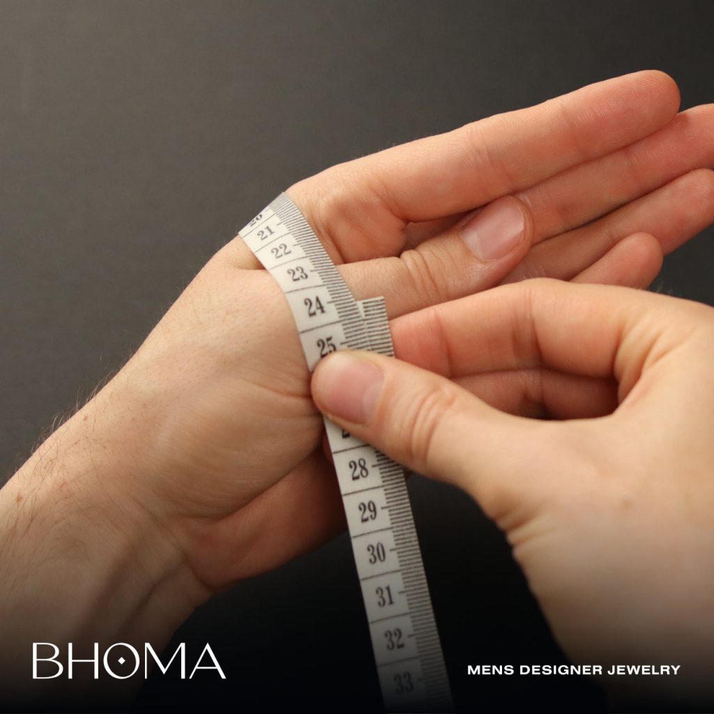Bracelet Sizes: How To Measure Your Wrist (With Quick Video)