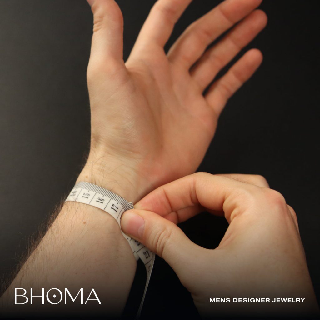 Bracelet Sizes: How To Measure Your Wrist (With Quick Video)